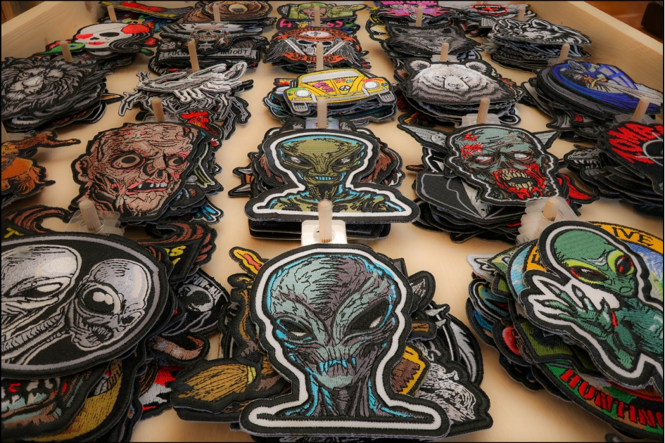 Alien Patches for your outfit