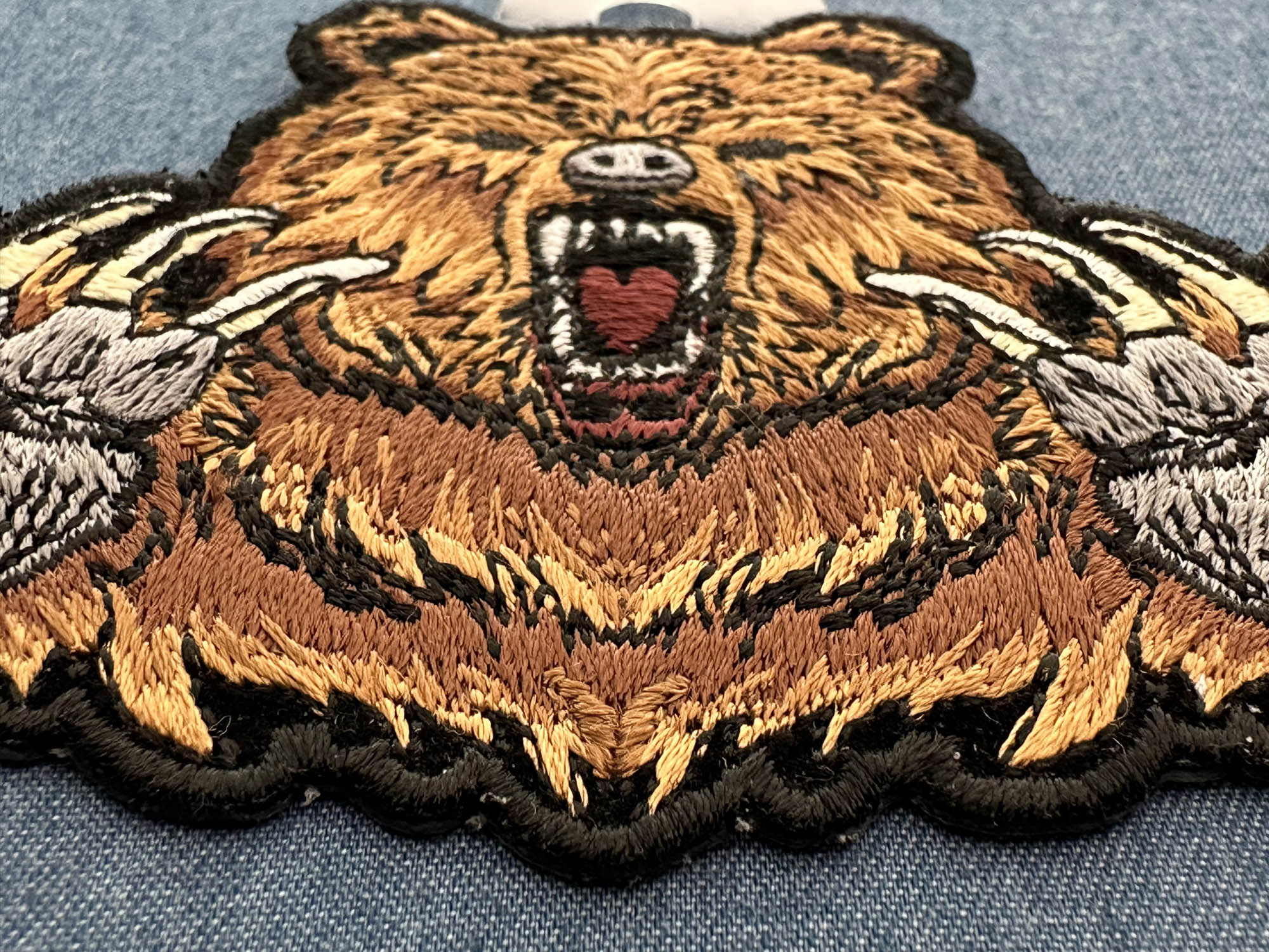 Brown Bear Claws Iron on Patch - Iron on Bear Patches by Ivamis Patches