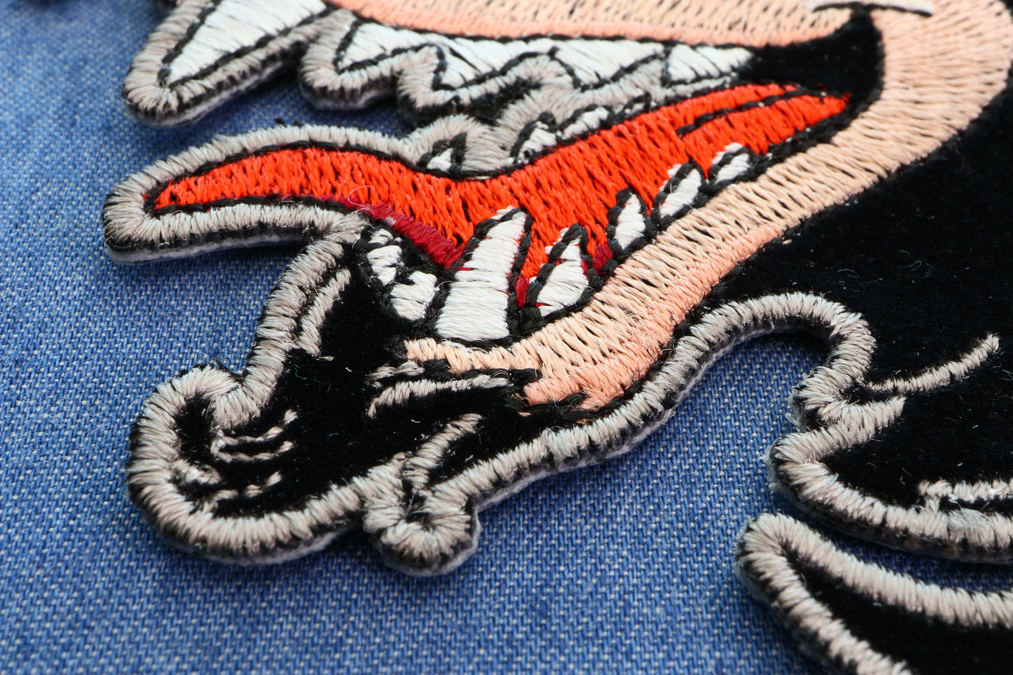 Small Iron On Wolf Patch -Cartoon Looking | Embroidered Patches by ...