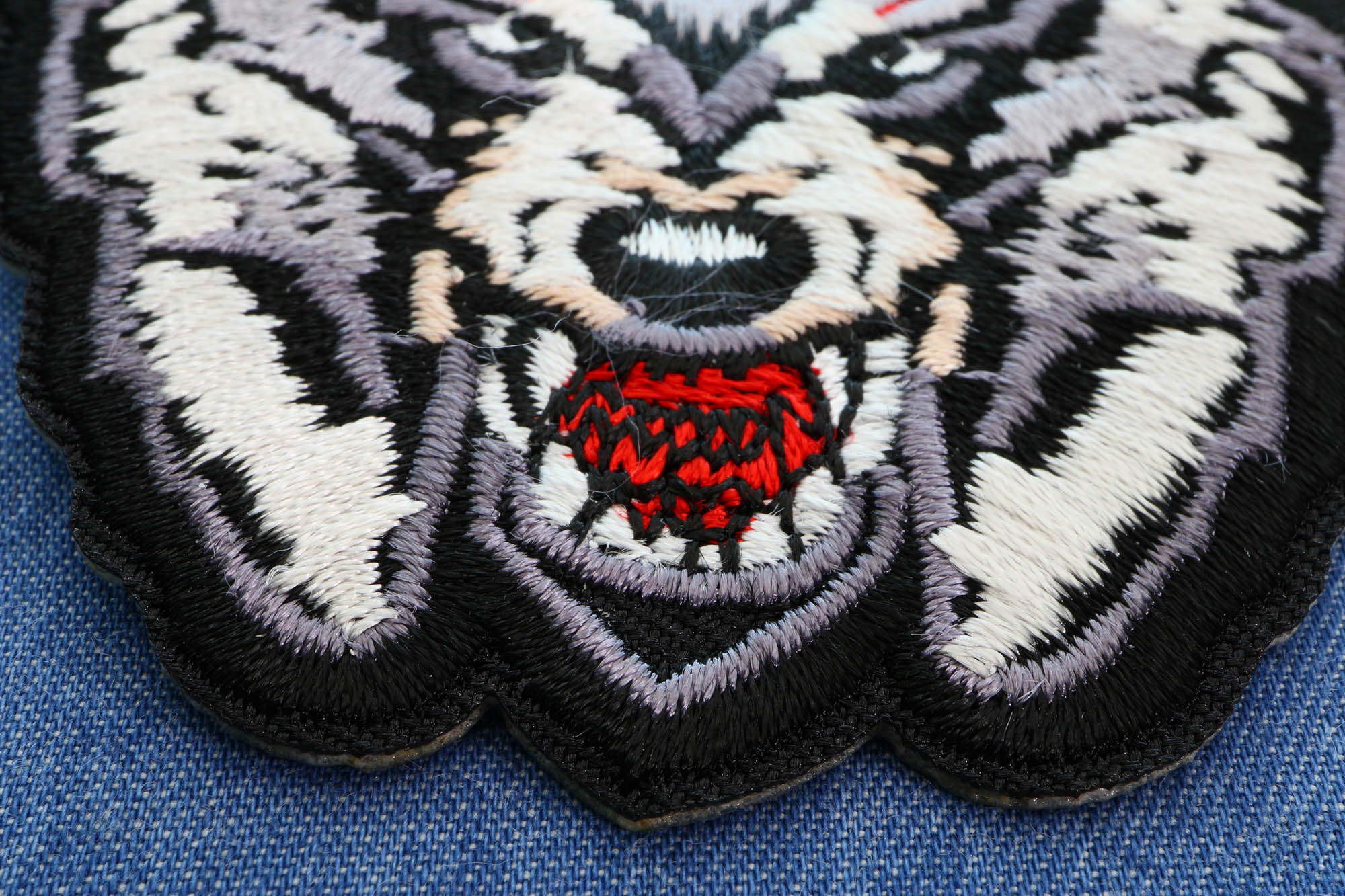 Snarling Wolf Iron on Patch by Ivamis Patches
