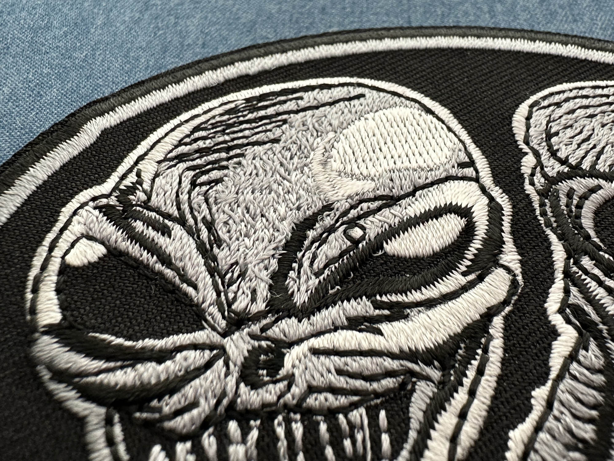 Two Aliens Patch - Iron on Novelty Patches by Ivamis Patches