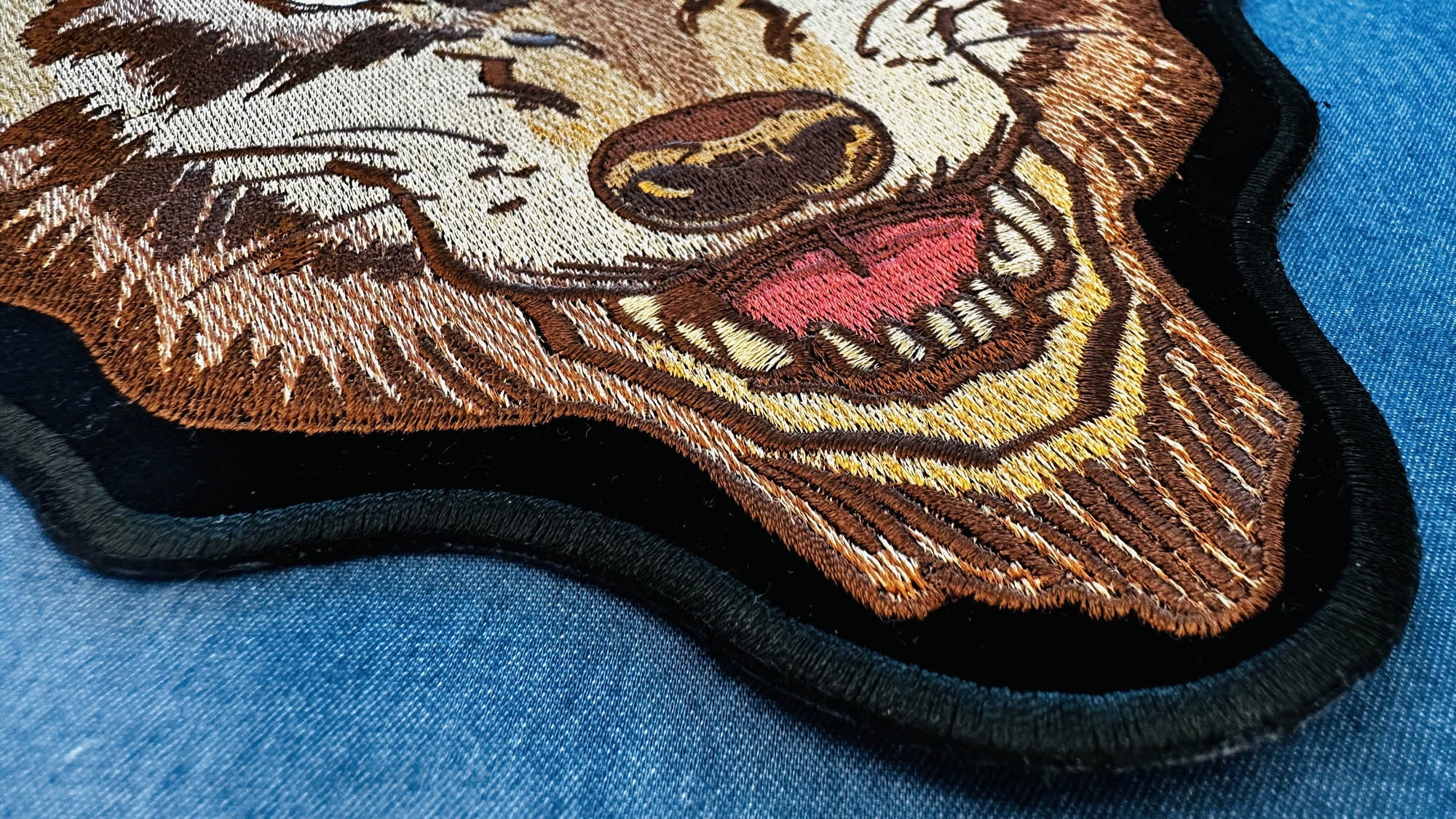 Wolf Patch, Large Animal Patches for Jackets by Ivamis Patches