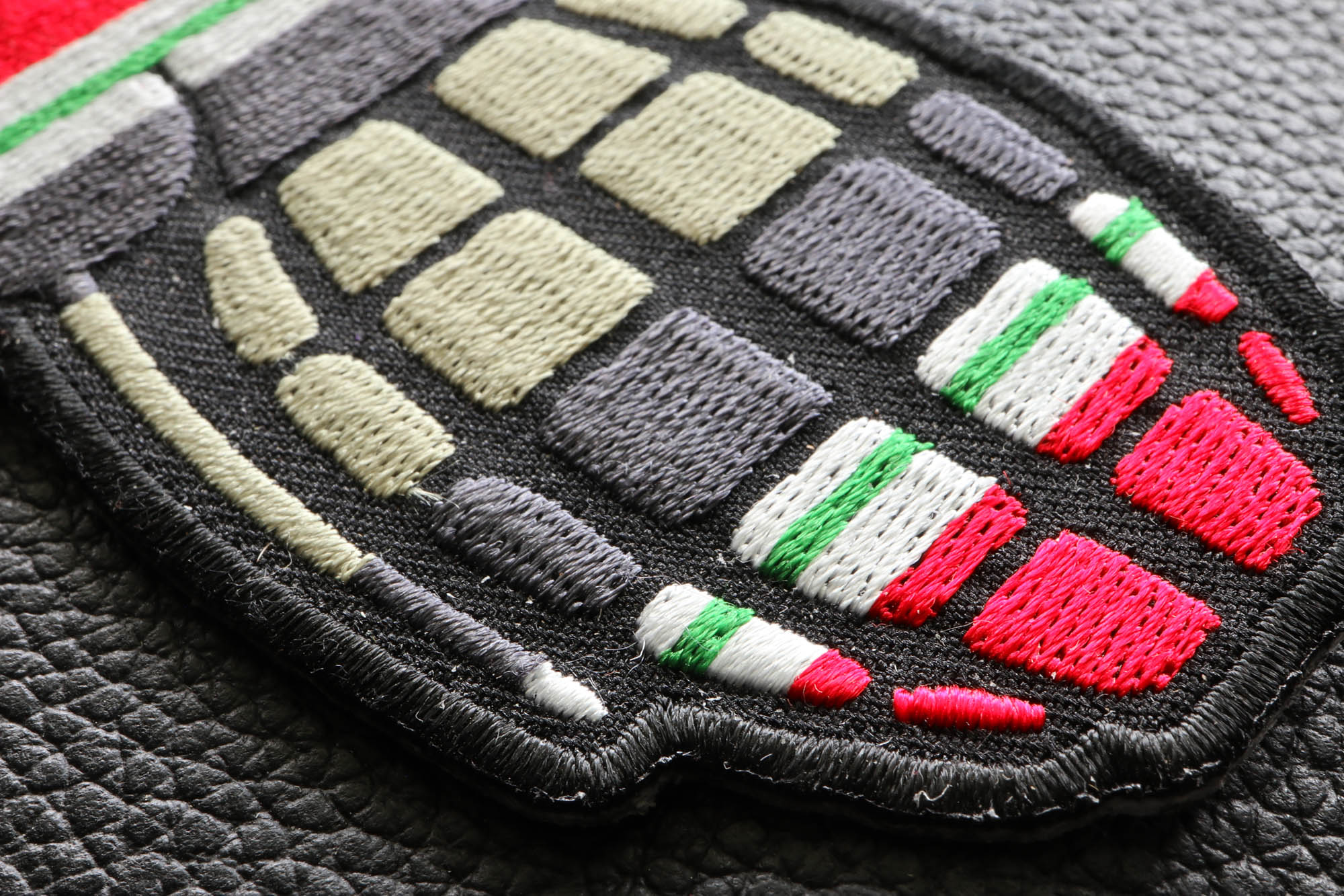 Grenade Patch Iraq War Colors | US Iraq War Military Veteran Patches by ...