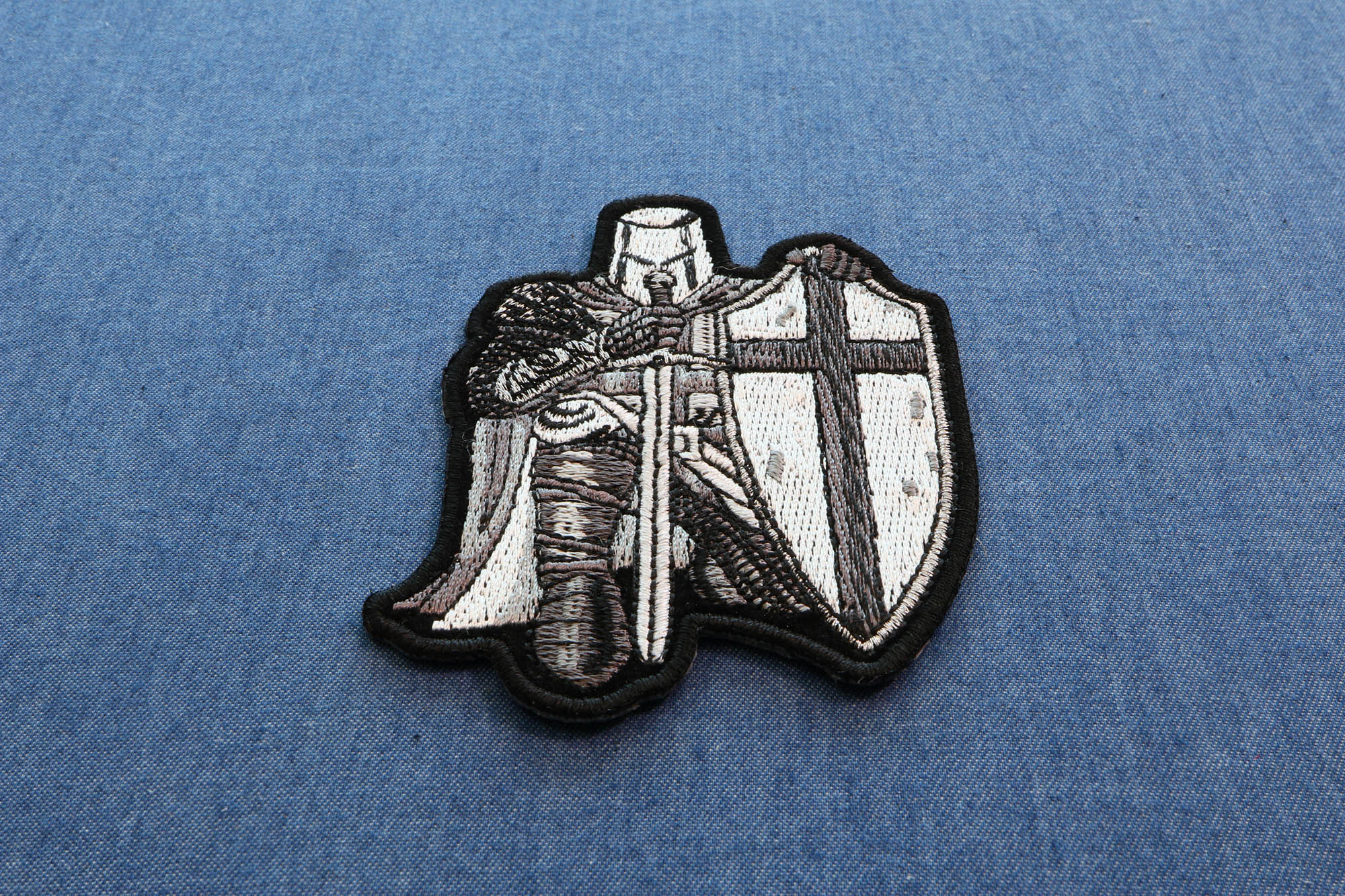 Kneeling Knight Crusader Mini Patch by Ivamis Patches