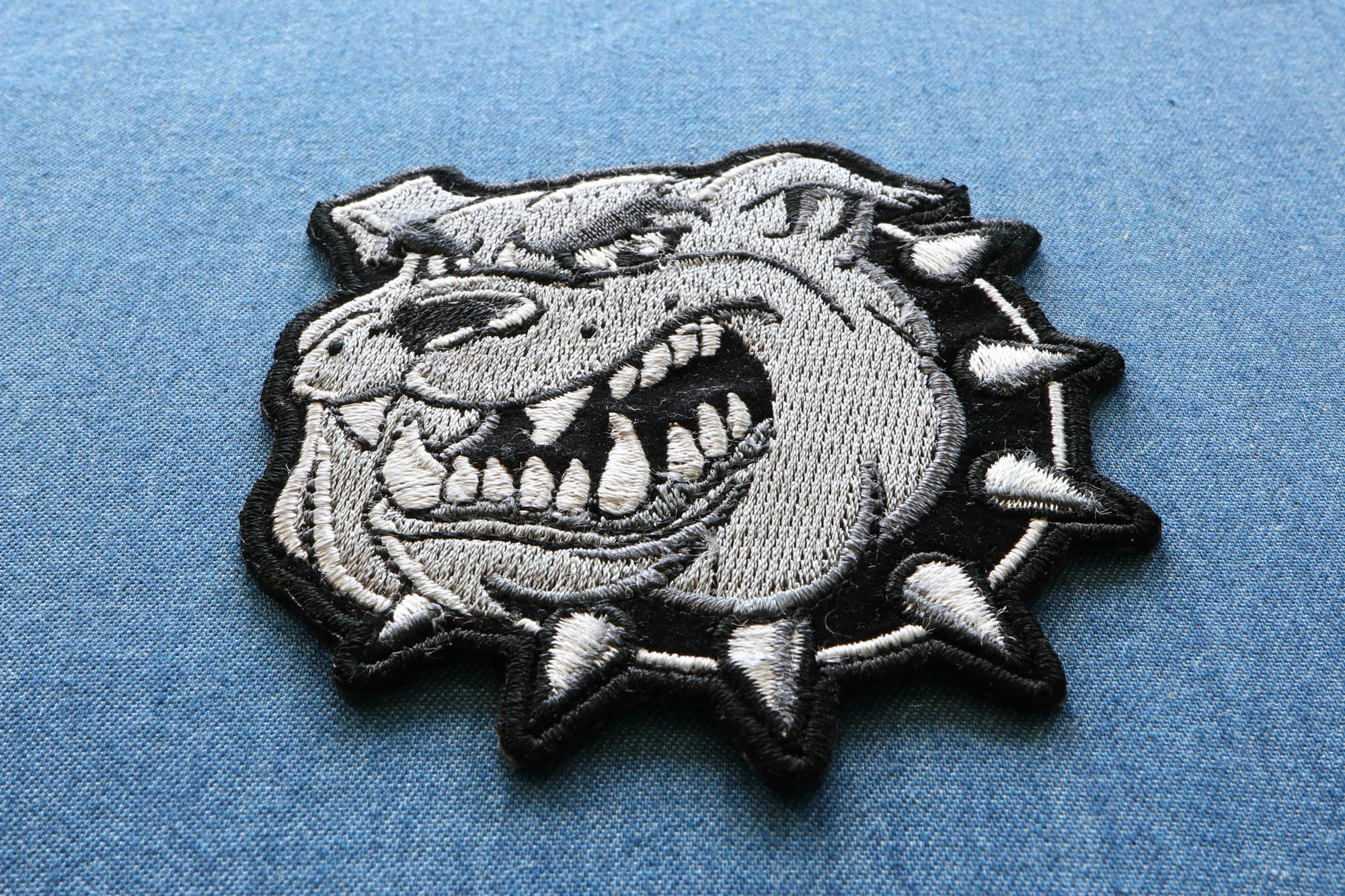 Bulldog Iron on Patch by Ivamis Patches