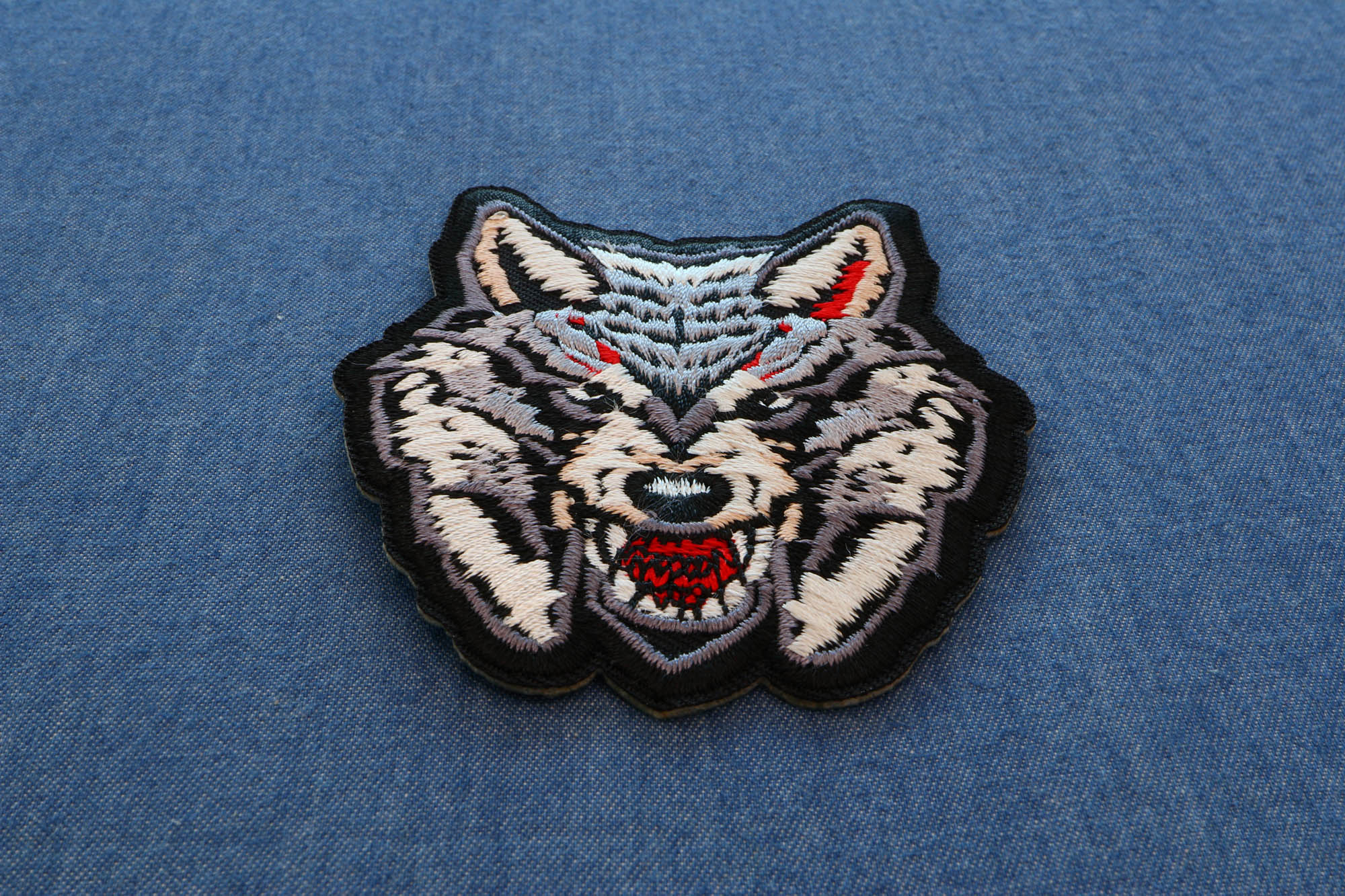 Snarling Wolf Iron on Patch by Ivamis Patches