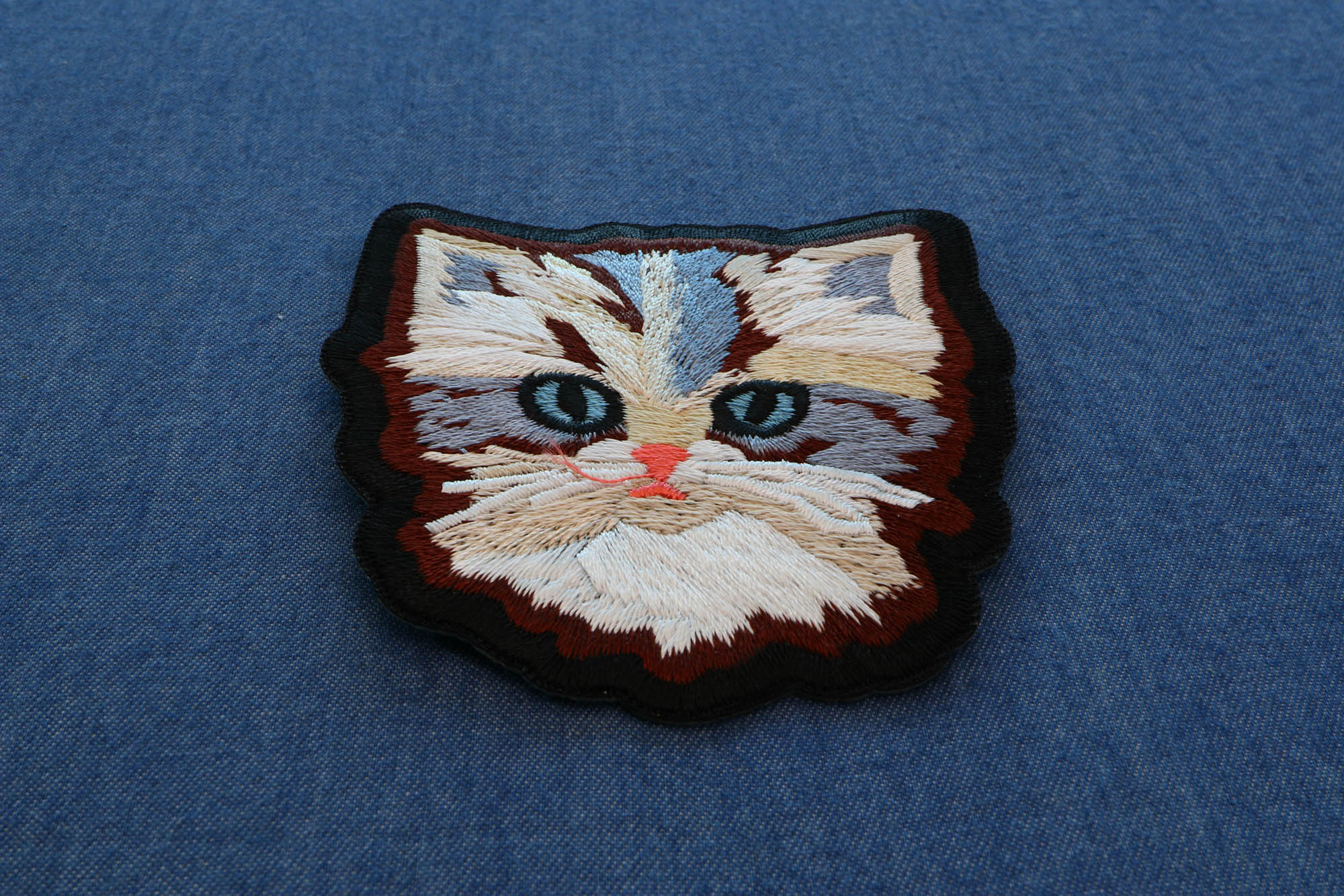 Adorable Cat Iron on Patch by Ivamis Patches