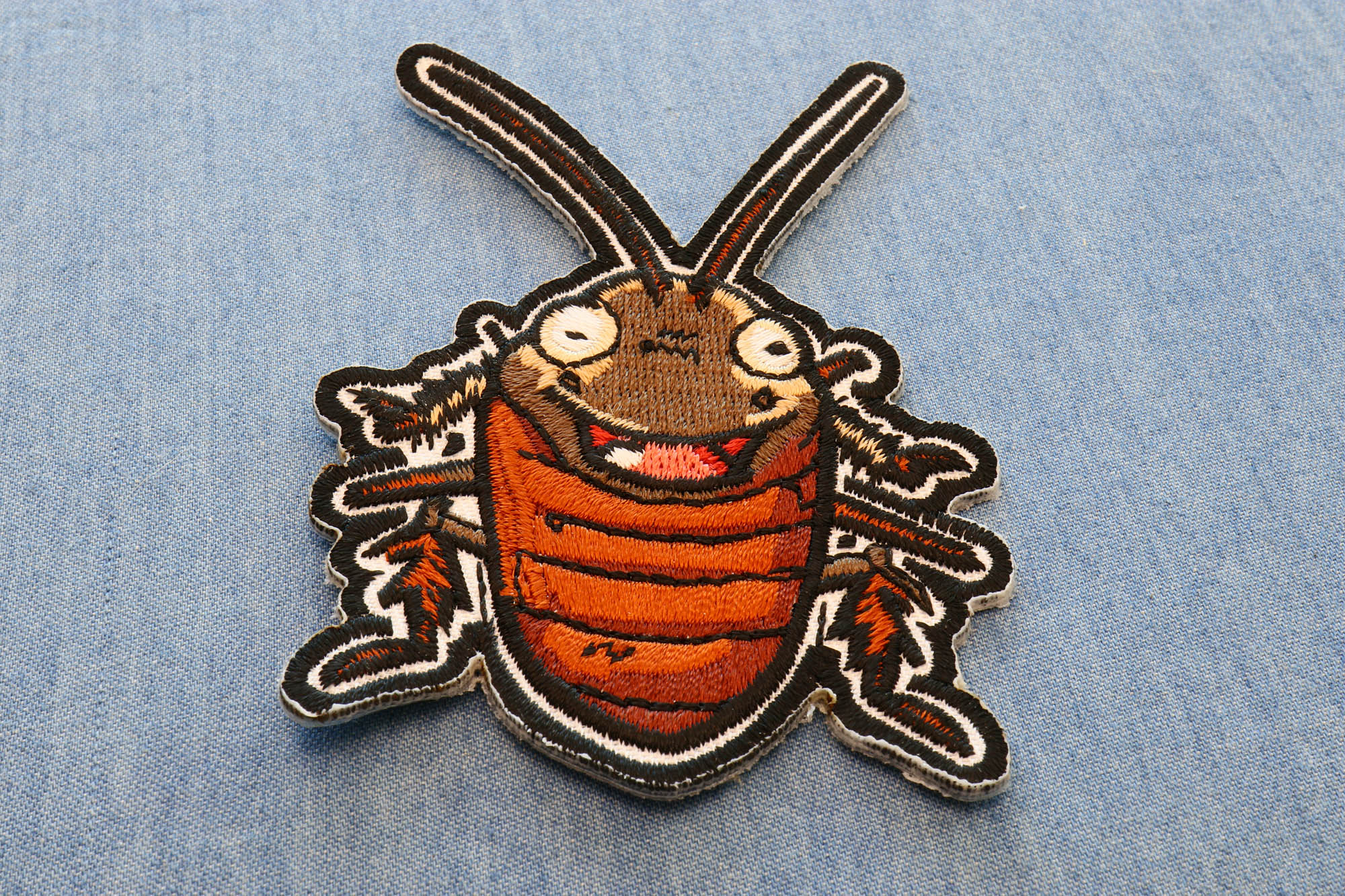 Cockroach Laugh Patch - Iron on Funny Patches by Ivamis Patches