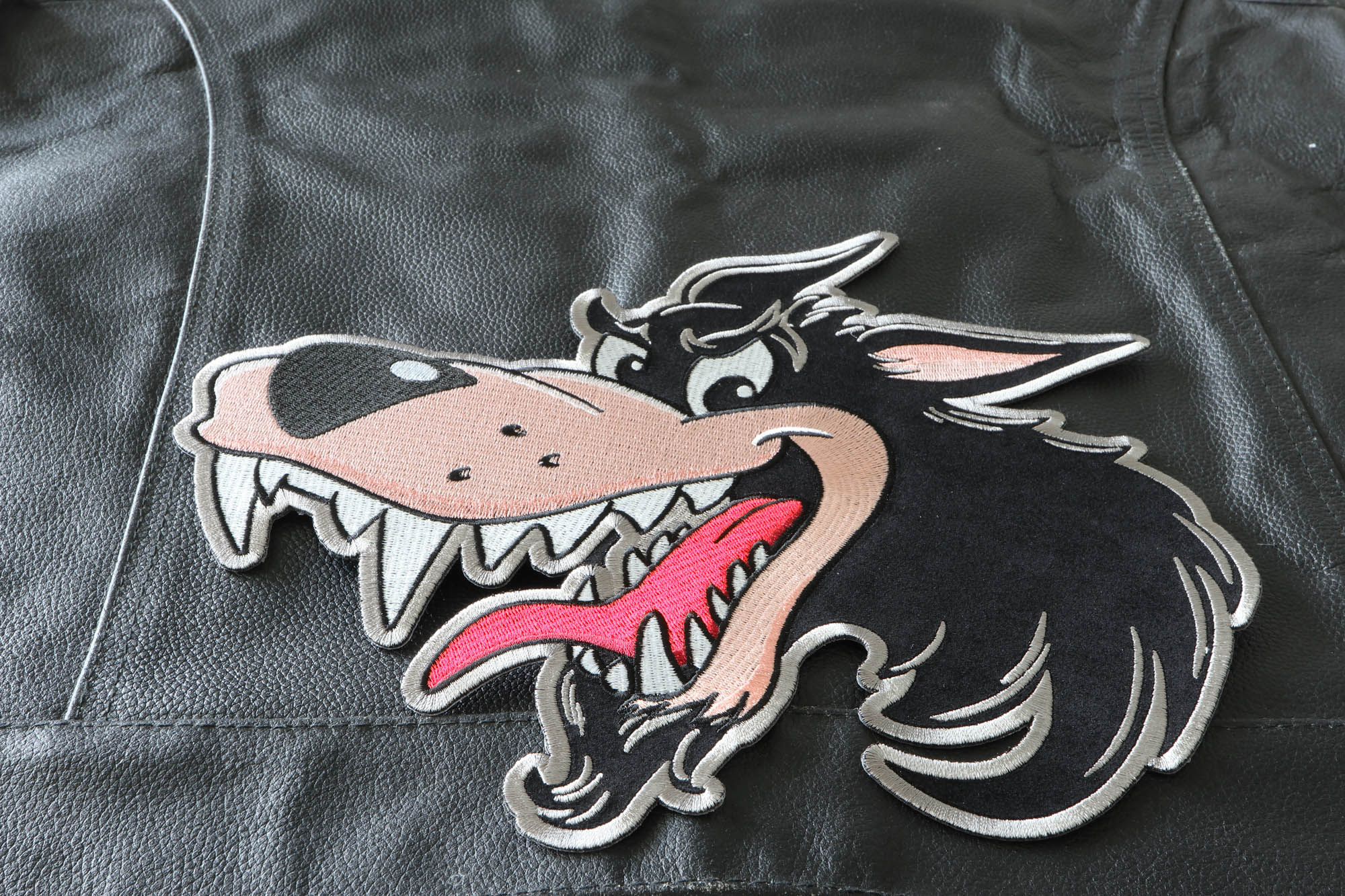 Wolf Patch, Large Animal Patches for Jackets by Ivamis Patches