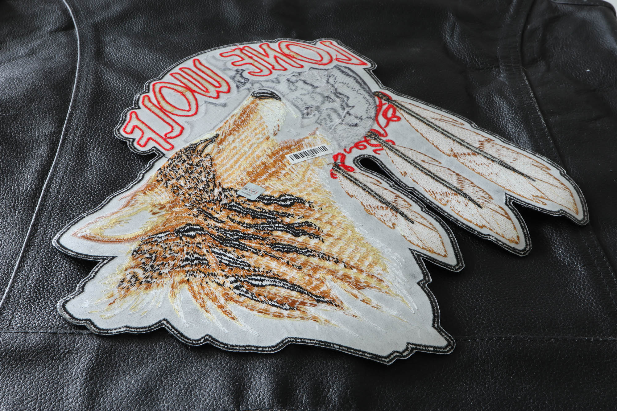 Lone Wolf Howling At The Moon Large Back Patch | Wolf Patches ...