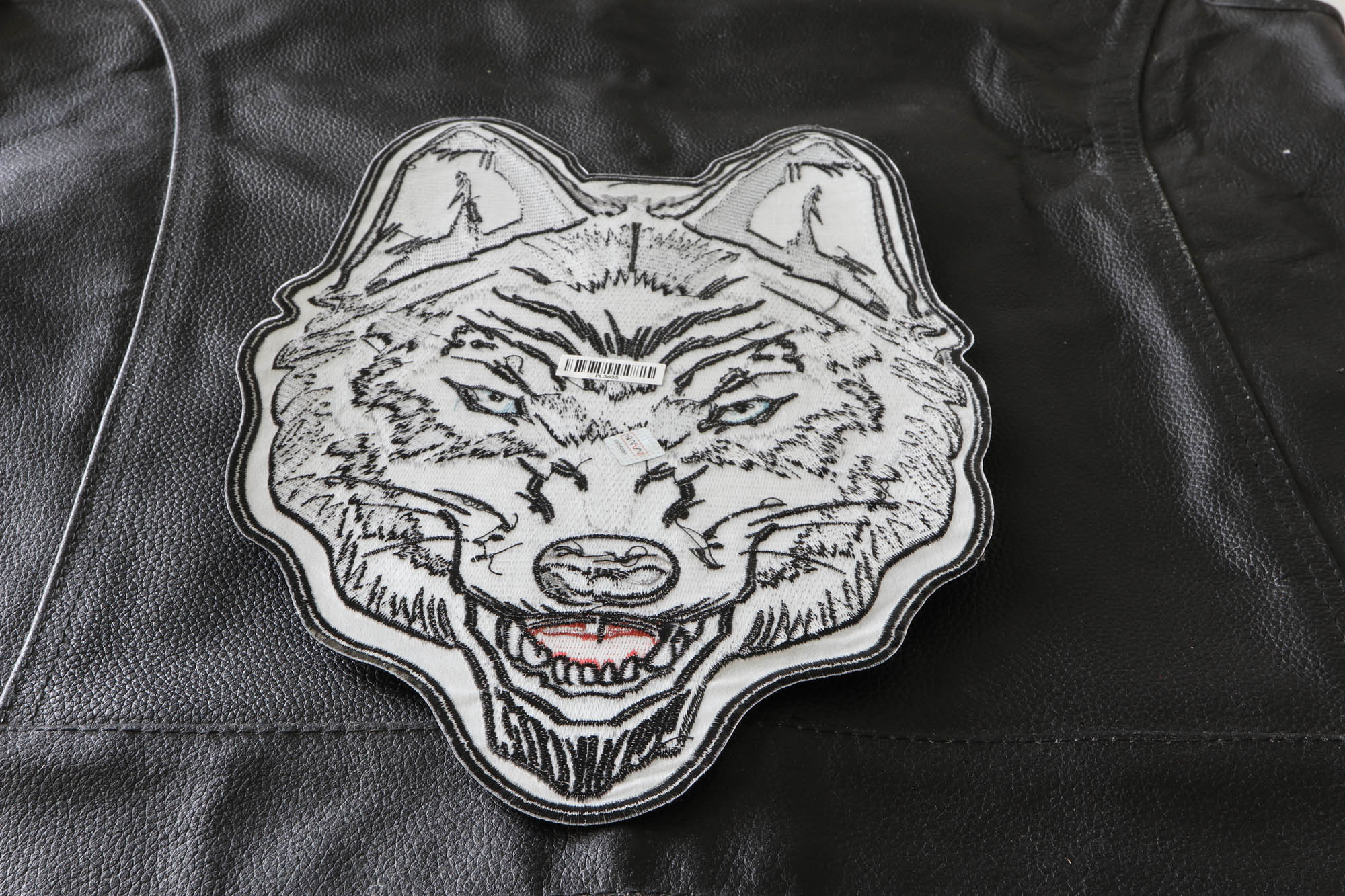 Gray Wolf Embroidered Iron on Patch - TheCheapPlace