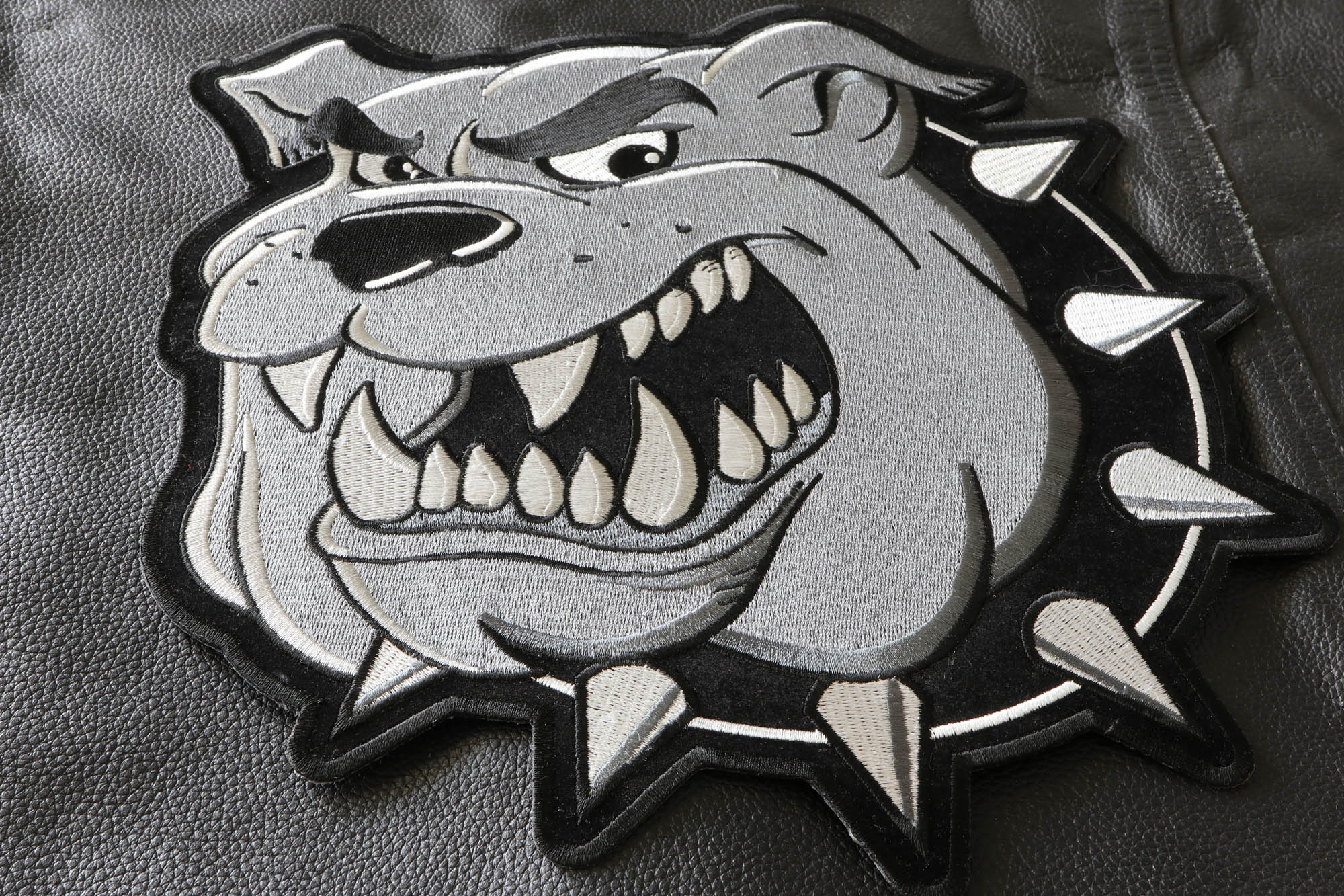 Bulldog Patch, Large Animal Patches for Jackets by Ivamis Patches