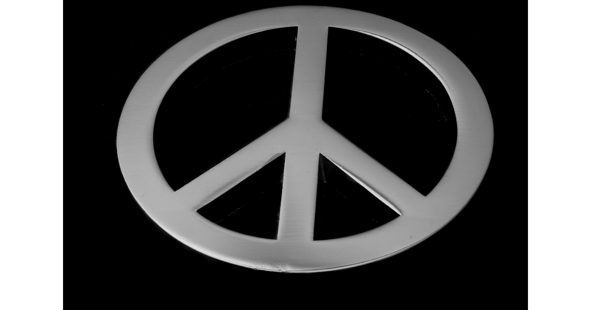 Peace Sign Pin by Ivamis Patches