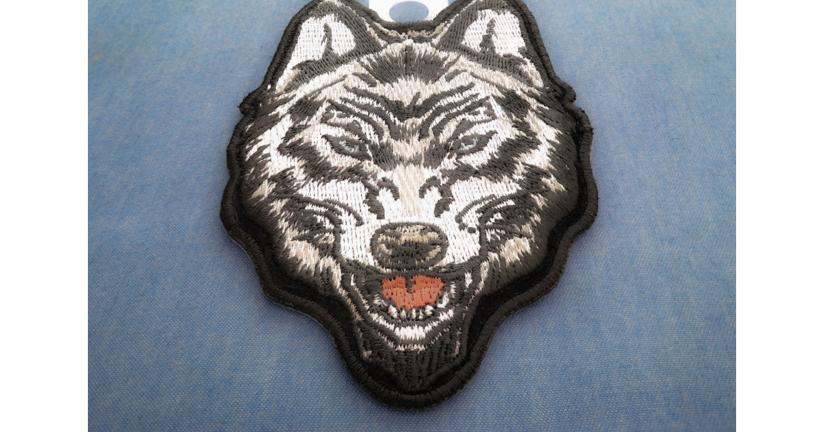 Wolf Patch for Sewing or Ironing on to Jackets by Ivamis Patches