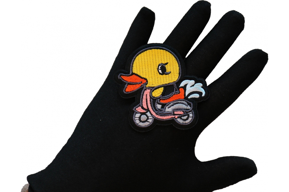 Scooter Duck Iron on Patch by Ivamis Patches