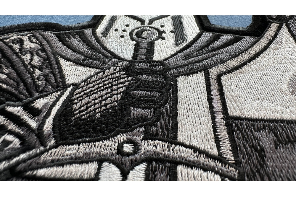 Kneeled Knight Patch, Large Christian Back Patches by Ivamis Patches
