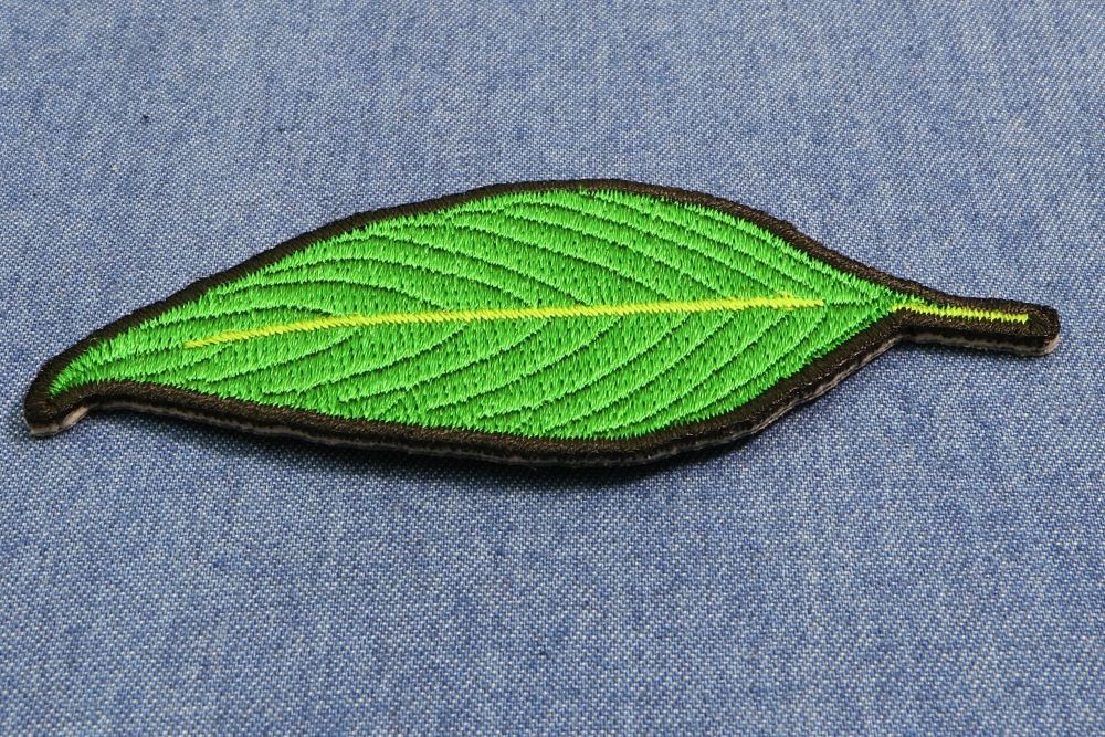 Green Leaf Patch - Iron on Novelty Patches by Ivamis Patches