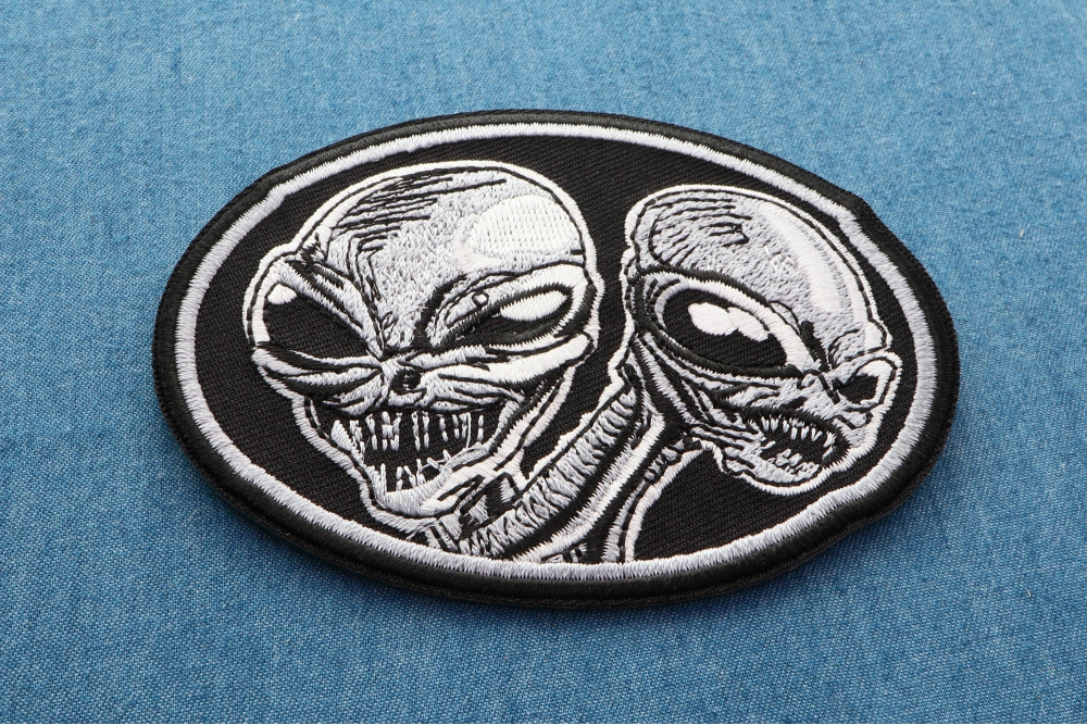 Two Aliens Patch - Iron on Novelty Patches by Ivamis Patches