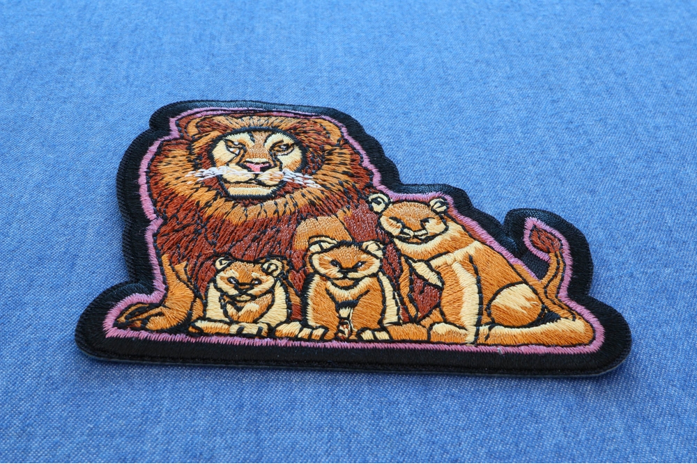 Lion and Cubs Patch by Ivamis Patches