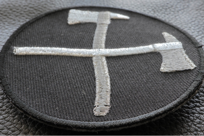 Crossed Firefighter Axes In Silver Patch | Embroidered Patches by ...